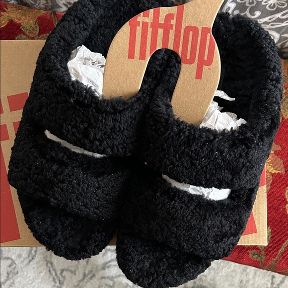 Fitflop | Shoes | Fitflop Black Plush Slide Slippers | Poshmark